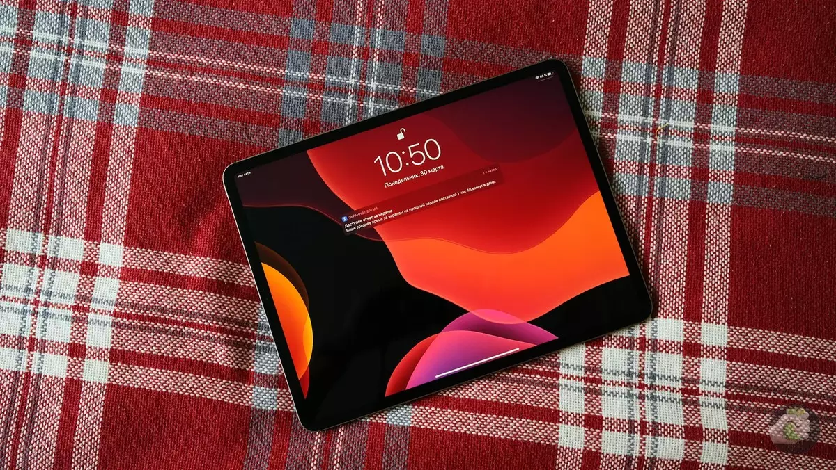 iPad Pro (2020) uye MacBook Air (2020) yakaenda kutengeswa muRussia 3362_0
