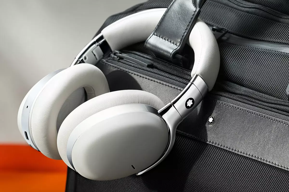 La cosa del día: auriculares Montblanc. ¿Qué hizo el fabricante de maletas, asas y horas? 3513_3