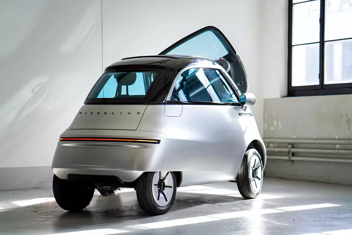 Electric Microlino blev efterträdaren av idéerna om BMW ISETTA med en kylskåpsdörr 3537_4