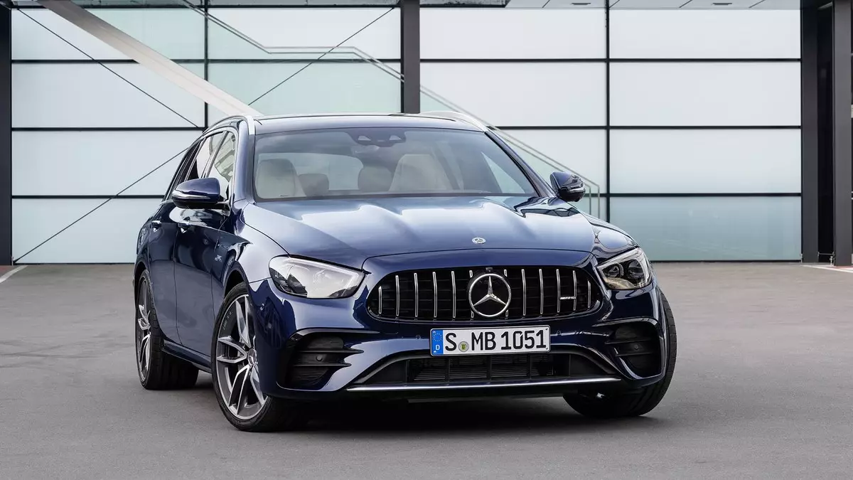 Új E-osztály: Mercedes-Benz tudott egy gyönyörű kocsit? 3578_12