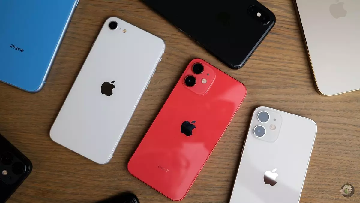 "ไม่มีใครต้องการ" iPhone SE (2020) กลายเป็นที่นิยมมากขึ้นกว่า "ยาวนาน" iPhone 12 มินิ