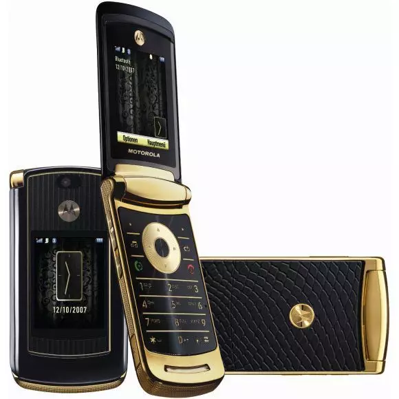 Glamphones نوکیا، Motorola اور سیمسنگ: خوبصورت خواتین کے فونز کو یاد رکھیں 3664_15