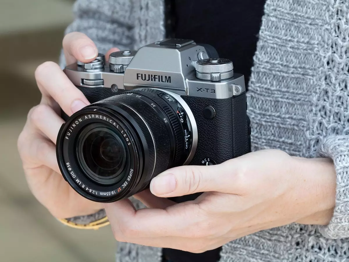 Fujifilm X100V nîşan da - guhertoyek nû ya kamera tevlihev a legendary 3717_7