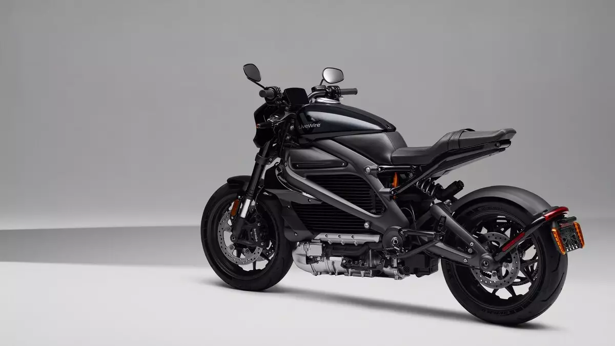Фотопост: Harley-Davidson прадставіла новы электраматацыклу LiveWire ONE 405_3