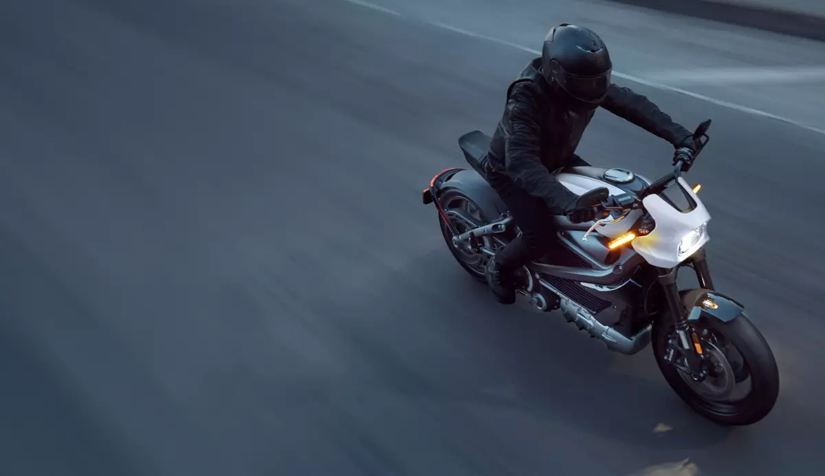 PhotoStost : 할리 데이비슨 (Harley-Davidson)은 새로운 라이브 와이어 1 전기 공장 405_9