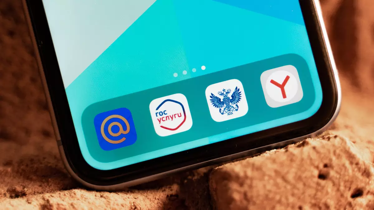 Mengadopsi hukum pada preset perangkat lunak Rusia pada smartphone 4116_0