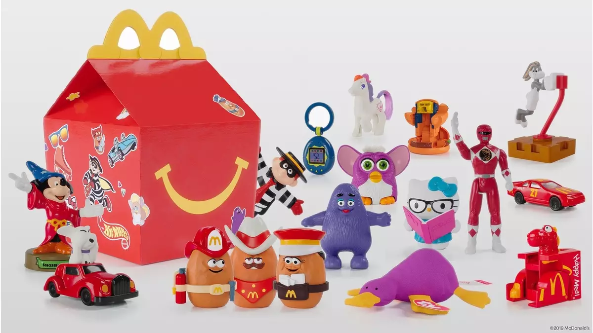 McDonald's wird das glückliche Mahlzeit mit Nostalgie-Geschmack veröffentlichen 4454_0
