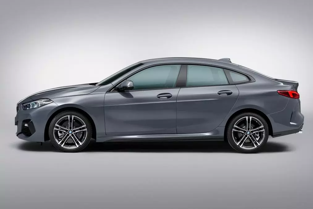 Que es? Presentado Four-Door Coupe BMW Serie 2 Gran Coupe 4495_2