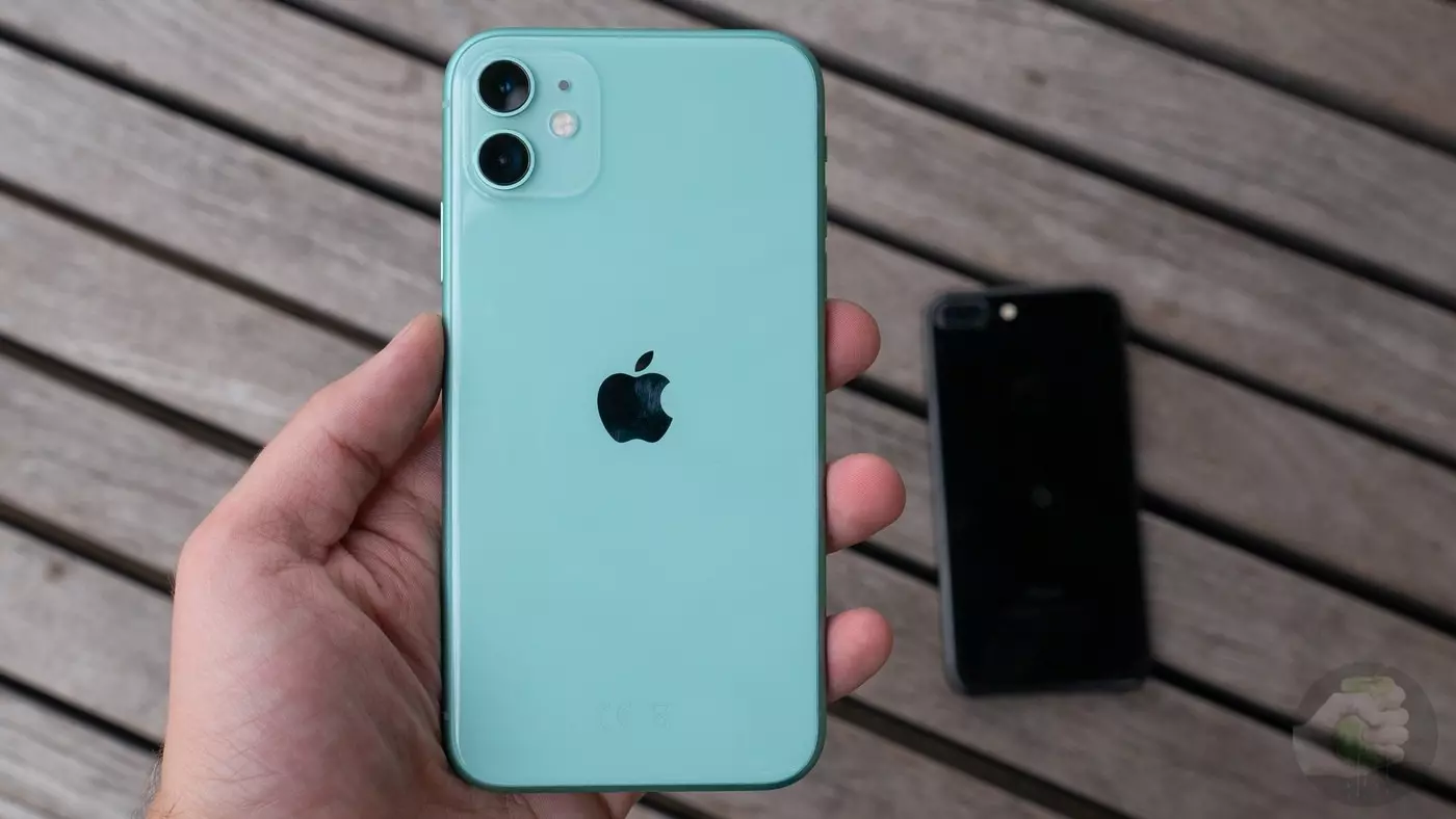 IPhone 11 және iPhone 7 Plus салыстыру 4526_12