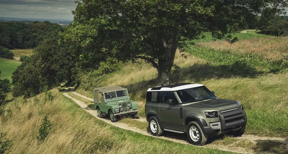 Što je još važnije, iPhones: Land Rover je uveo novi branitelj 4676_2