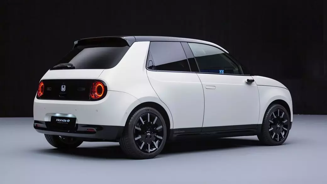 Milestly Retro Hatch Honda E wird bald auf dem Verkauf erscheinen 4722_2