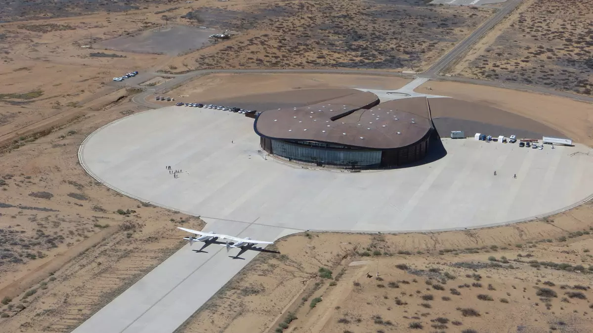 Phototpost: Virgin Galactic akaratidza cosmodrome wayo. Uye iye kwazvo zvichitonhorera 4856_0