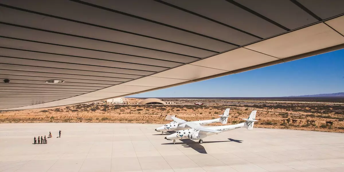 Phototpost: Virgin Galactic akaratidza cosmodrome wayo. Uye iye kwazvo zvichitonhorera 4856_1