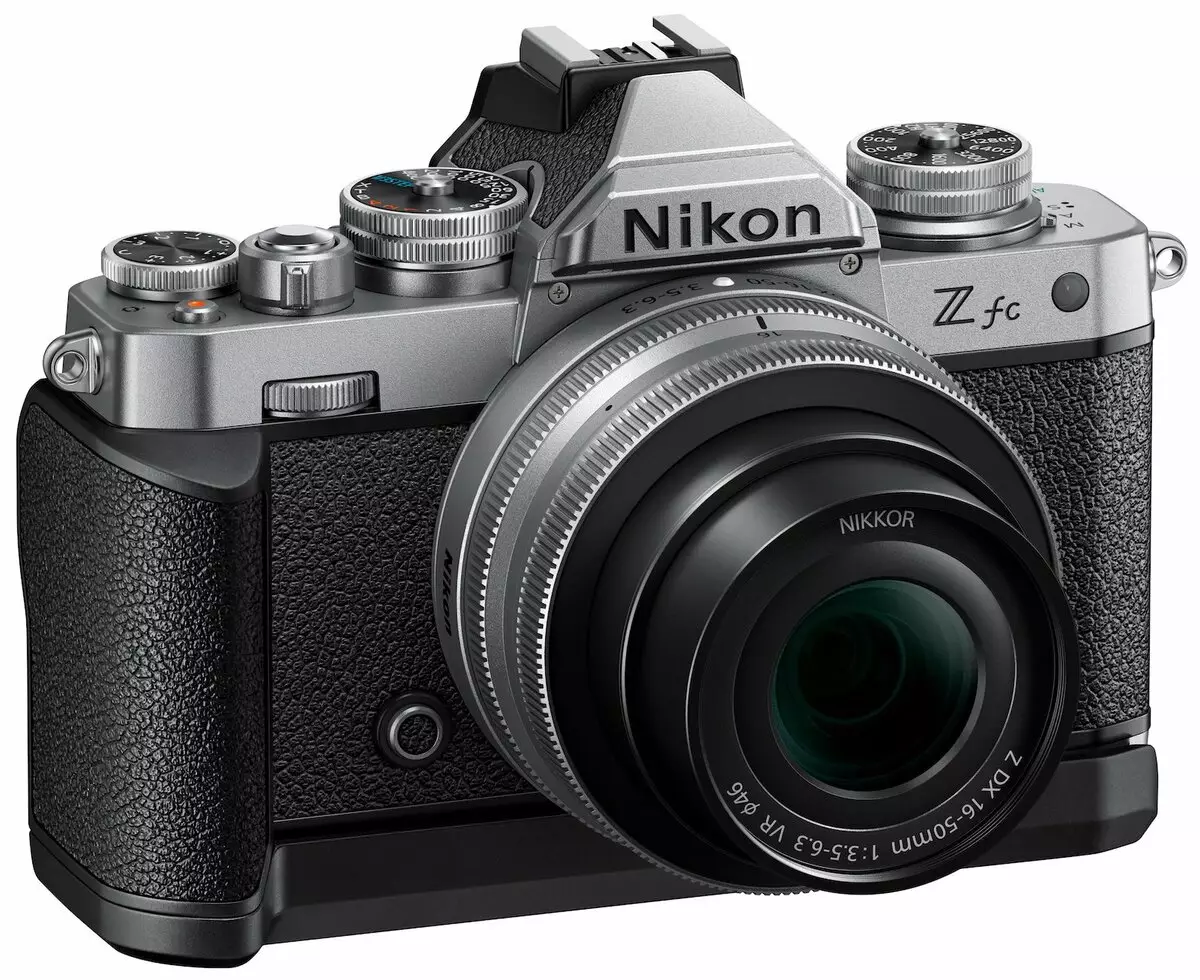 Mudless Nikon Z FC ще ви напомни за филмови FM2 80-те години на 490_3