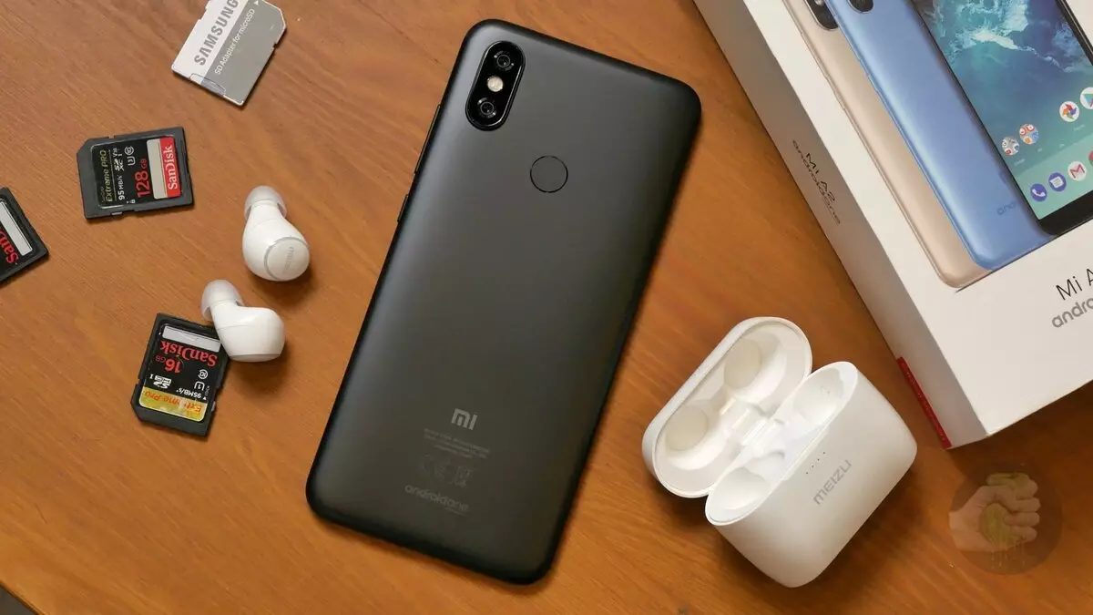 Xiaomi Mi A3 සමාලෝචනය: ඔහු පික්සෙල් නොවේ 4930_2