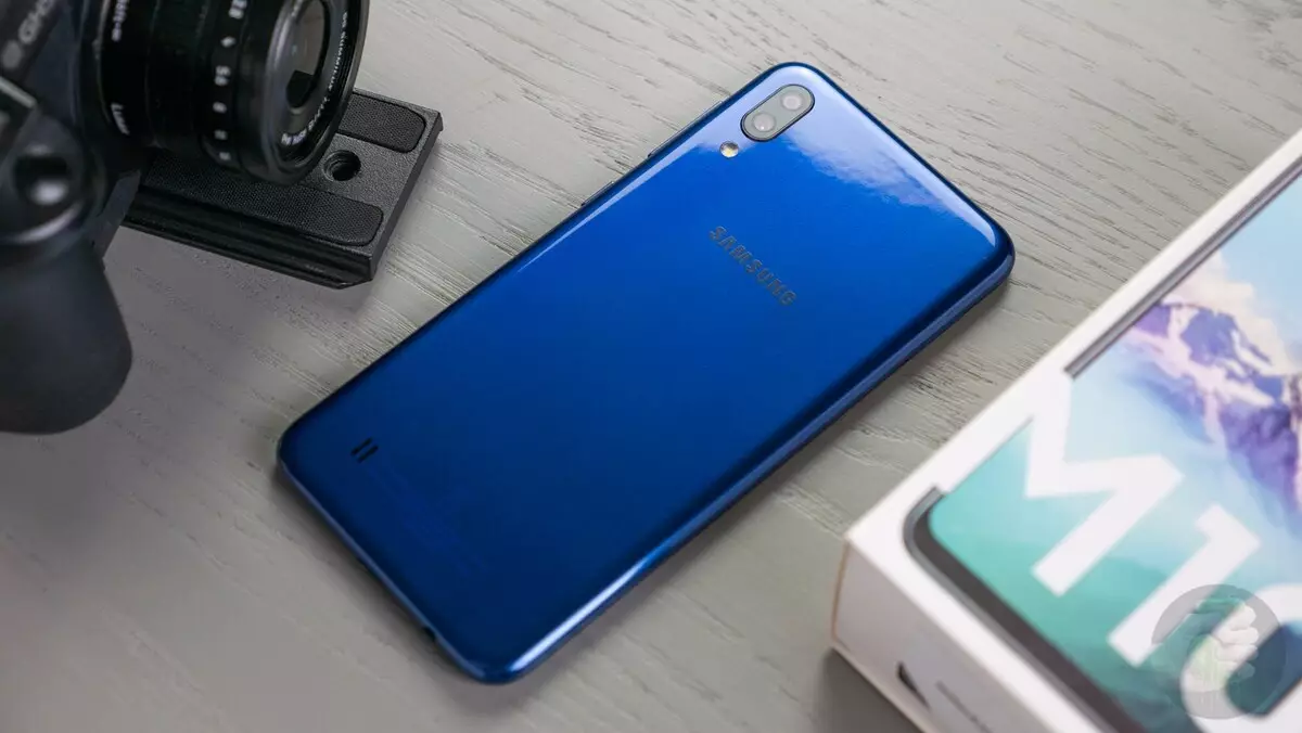 سامسونگ GALAXY M10 بررسی: استراتژی بودجه 4940_1