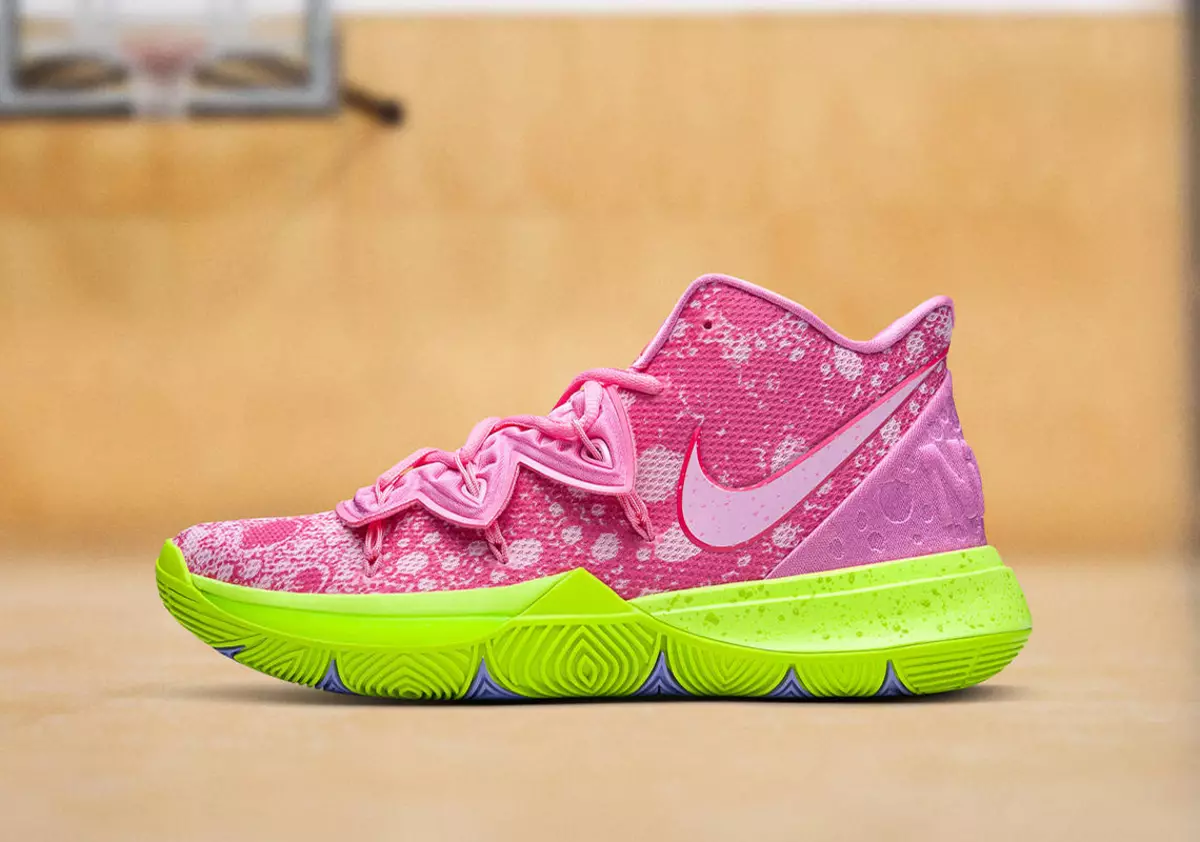 Nike-Kyrie-5-පැට්රික්-ස්ටාර්