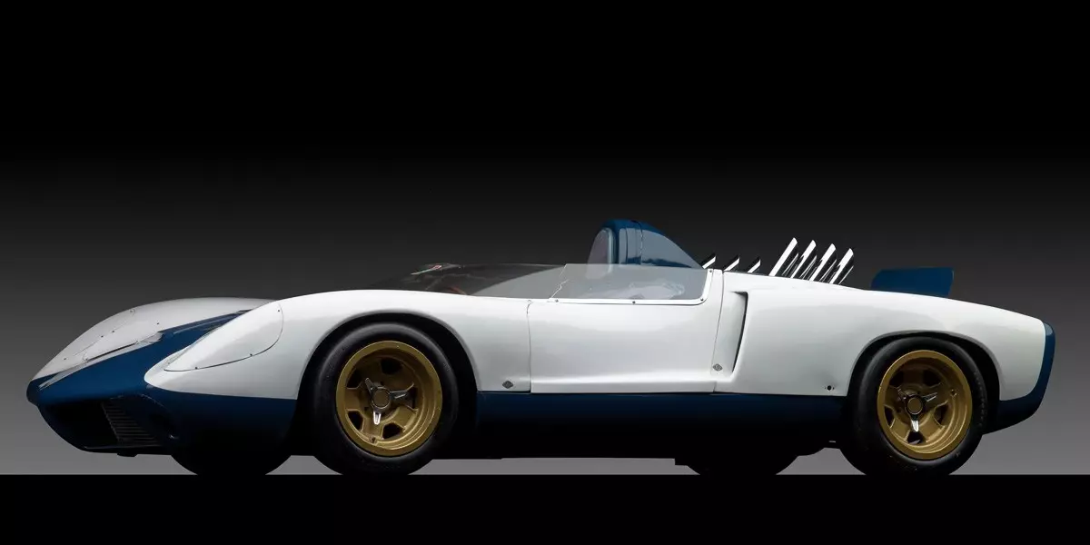 Zubar da Ferrari: sabon Chevrolet Corvette 5039_3