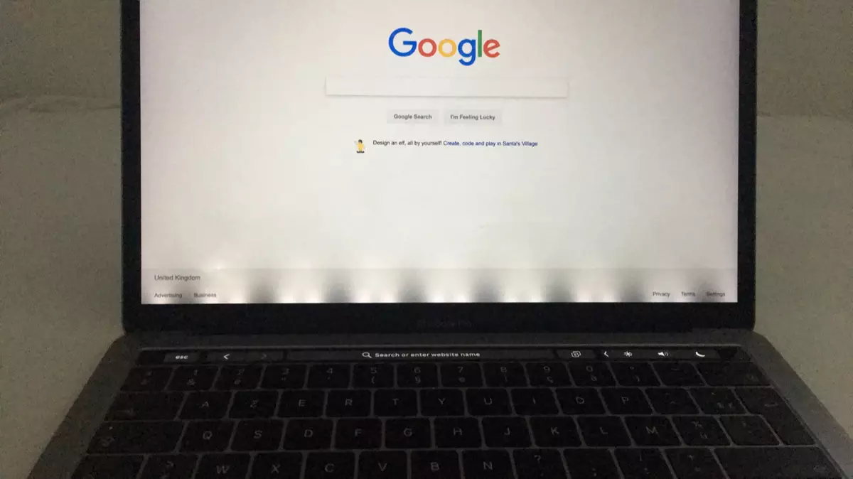 Apple recognized the old problem with the screen in MacBook Pro 5313_1