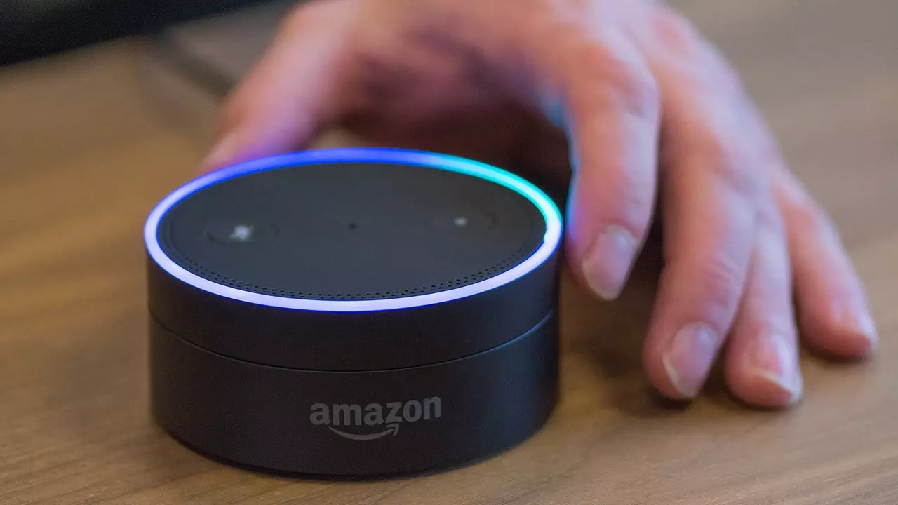 Angajații Amazon încă ascultă conversațiile cu 