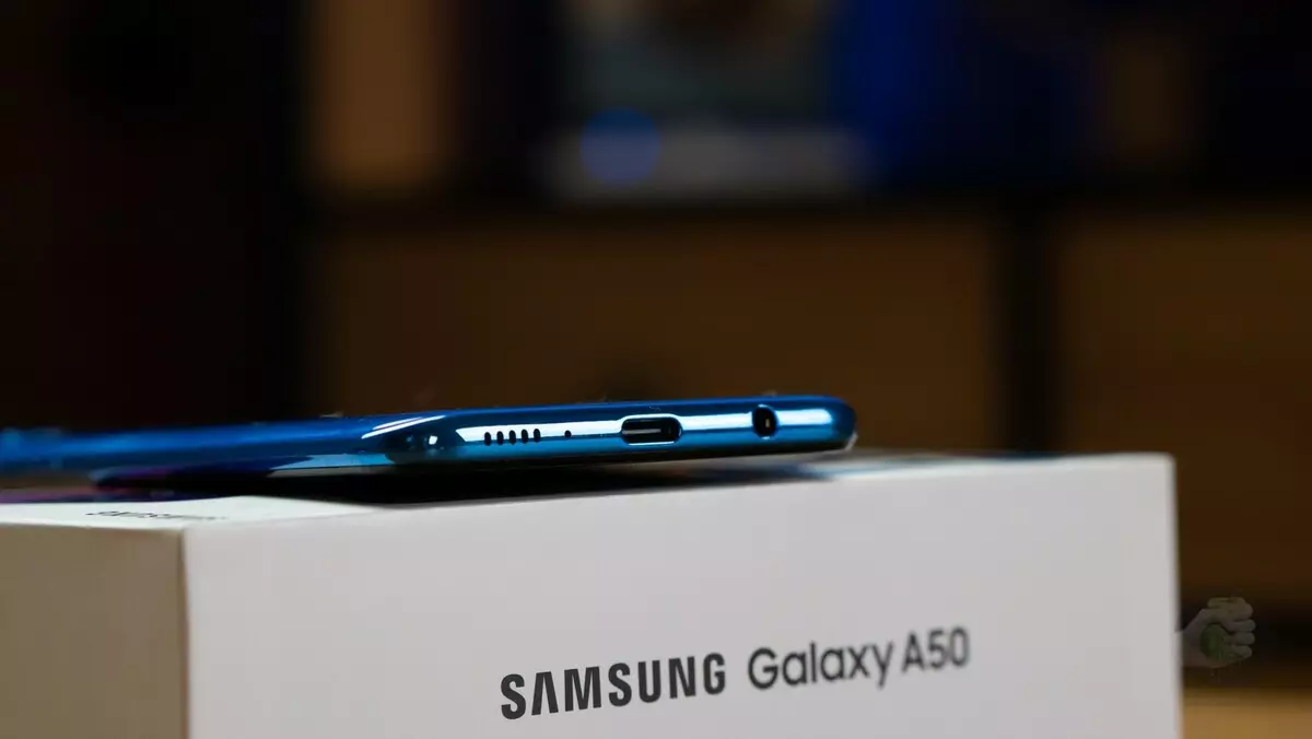 Crue Redmi Note 7? Samsung Galaxy A50 ակնարկ 5453_7