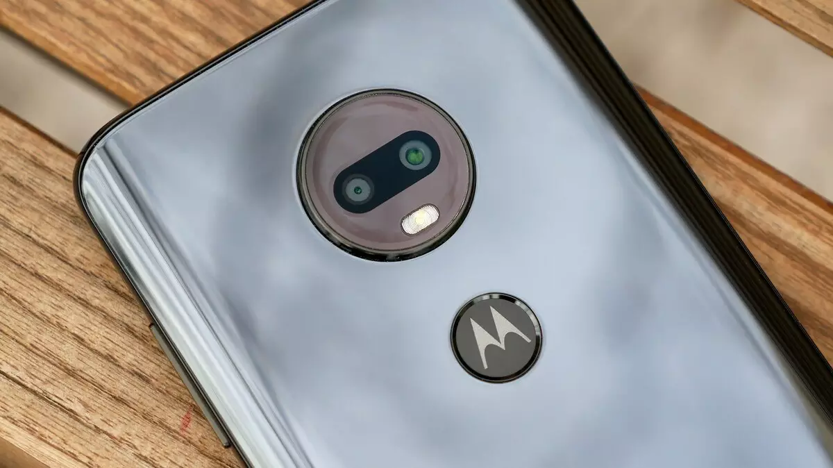 Motorola Moto G7 Iritzia: arrakasta lortzeko bide gogorra 5588_0