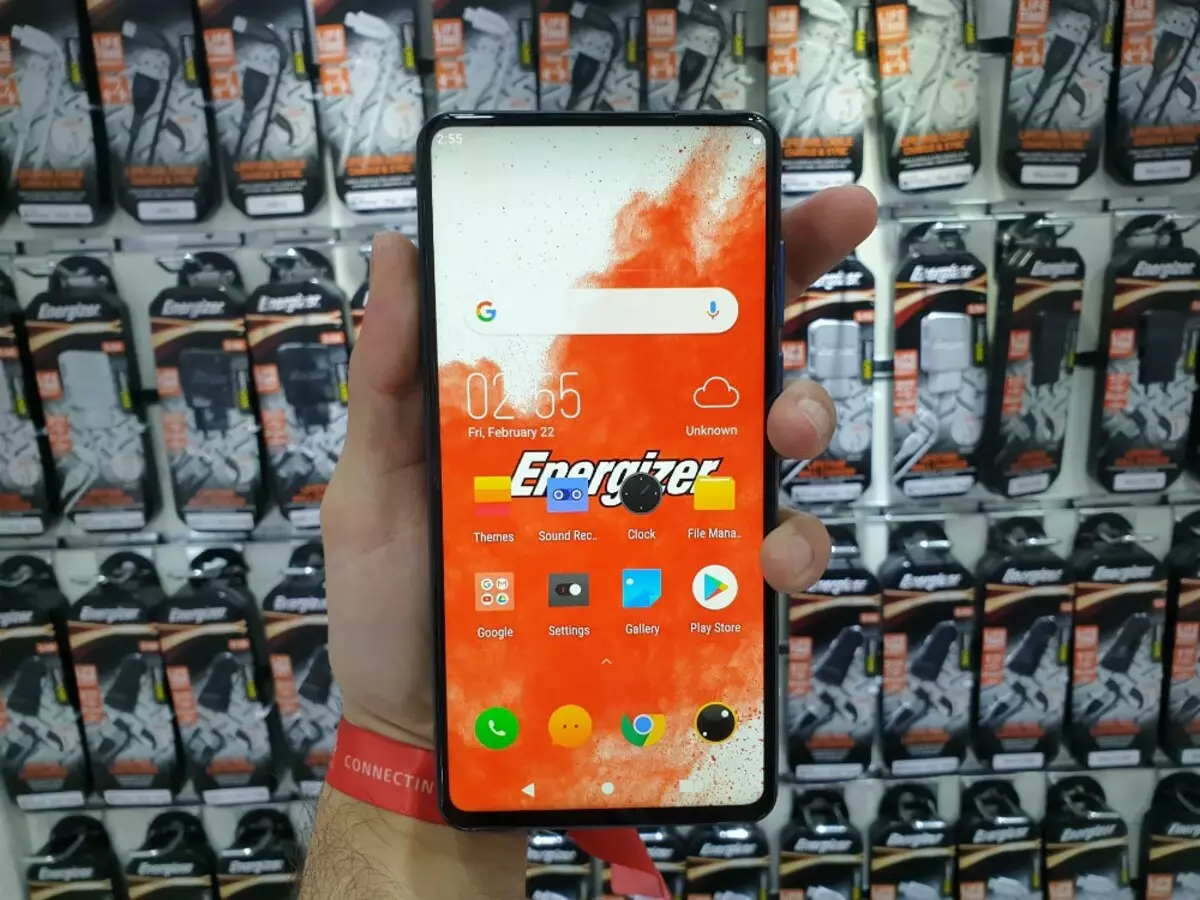 Usuku Lomdlalo: I-Energrous Energrizer Smartphone enebhethri le-18,000 Mach 5610_2