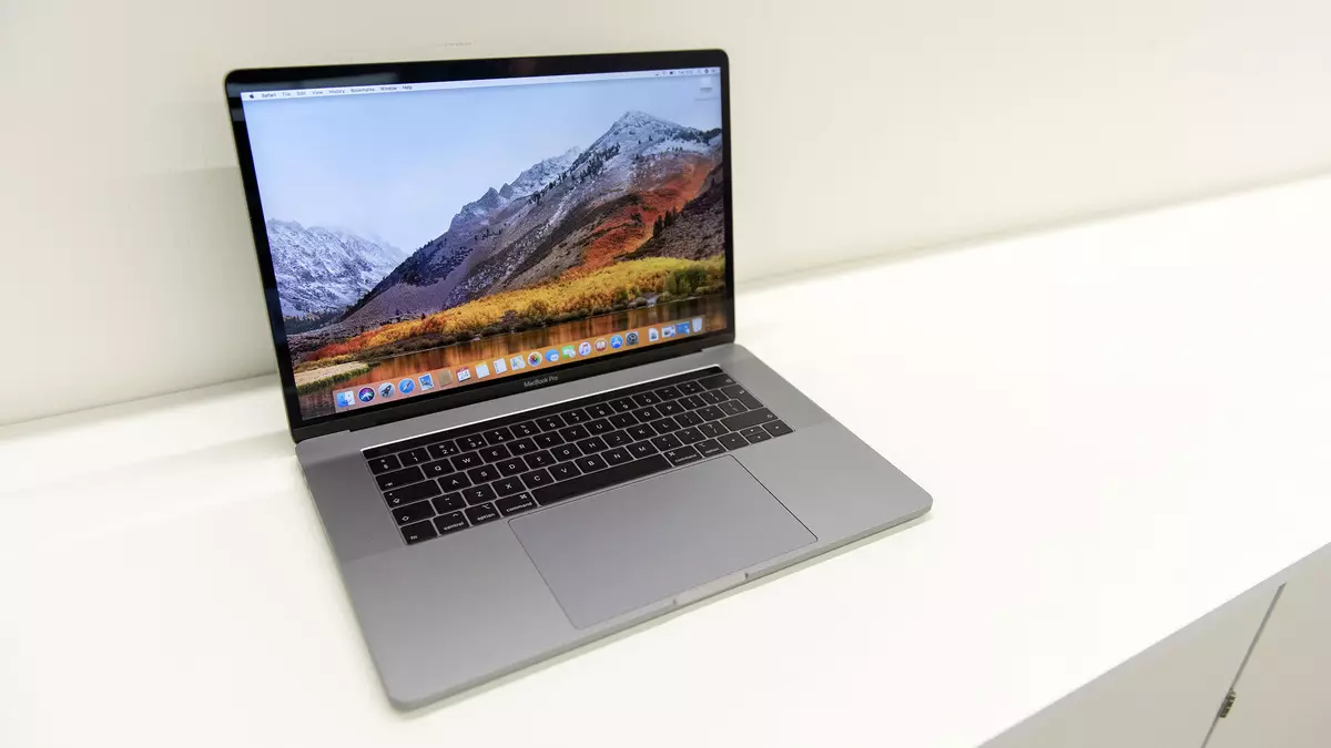 Мушкилоти дигар $ 600 аст: Adobe Pro-и Macbook ProBook Probers 5668_0