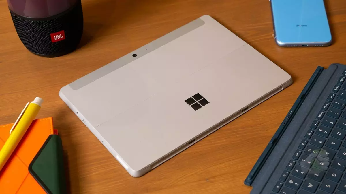 Microsoft Surface Be: چوڭ دېلولارنىڭ كىچىك تاختا كومپيۇتېر 5692_2