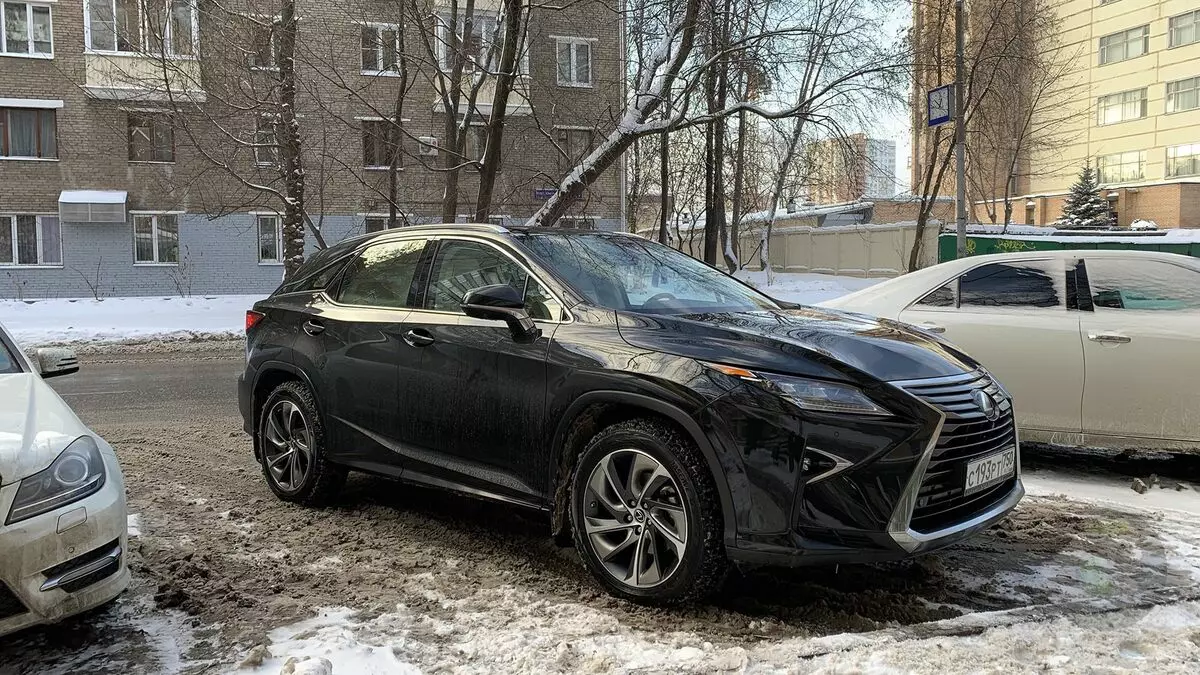 Wylsadrive: Fampiononana amin'ny ririnina miaraka amin'ny Lexus Rx300 5699_4