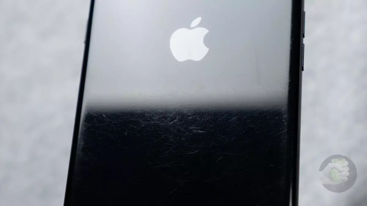 Zkušenosti pomocí iPhone 7 Plus Jet Black. Dva roky bez obalu 5932_6