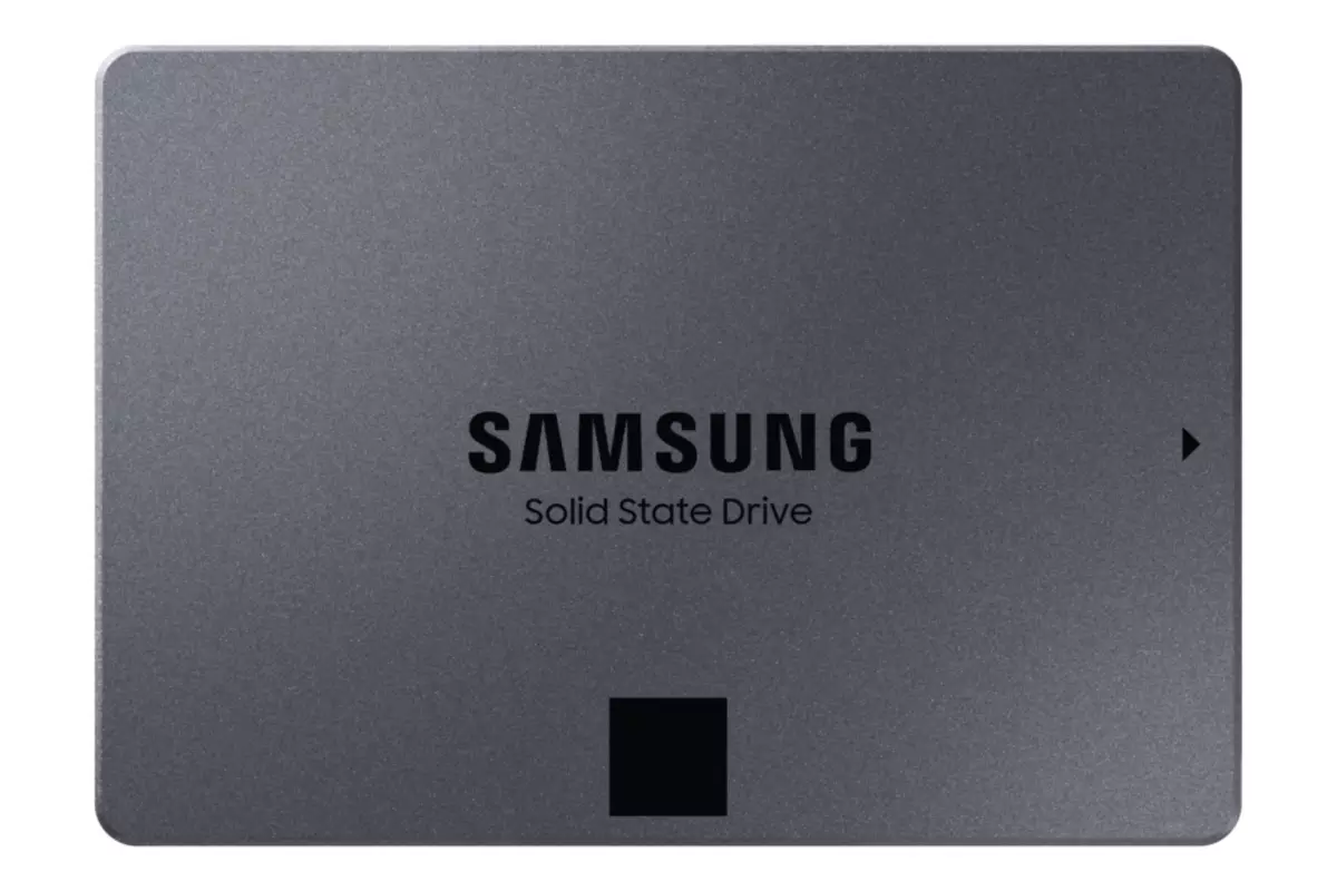 Хатуу зүйл: Шинэ SSD Samsung 4 tb дээр 5937_1