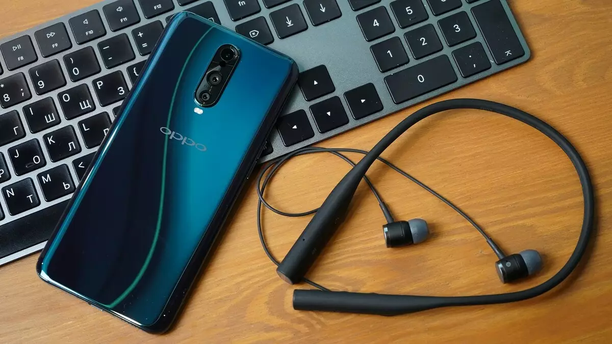 OPPO RX17 Pro baxış: Magic Emerald Android 6030_0