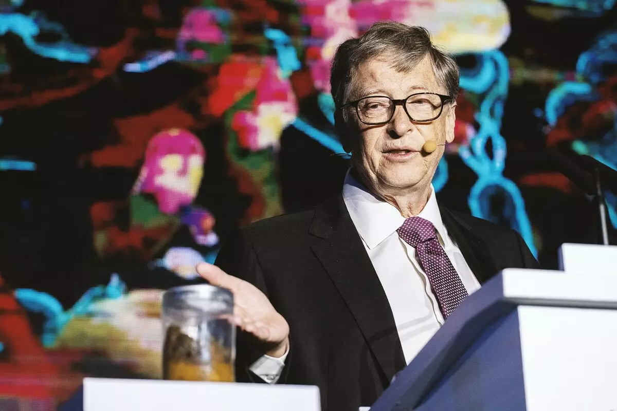 Nankany amin'ny trano fidiovana trano fidiovana i Bill Gates 6032_1