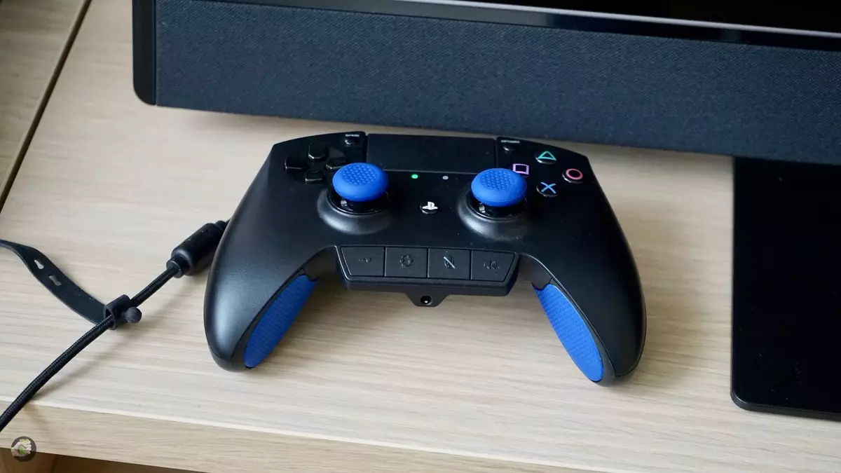 Razer Raiju Gamepad סקירה עבור PS4 6094_16