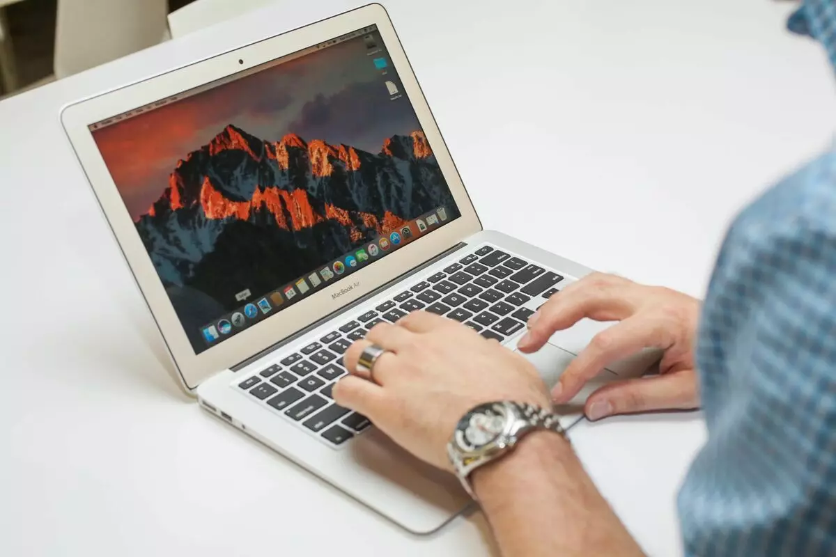 Min-Chi Kuo: Prvi Mac na Epplovsky ARM procesorima pojavit će se već 2020. godine 6131_0