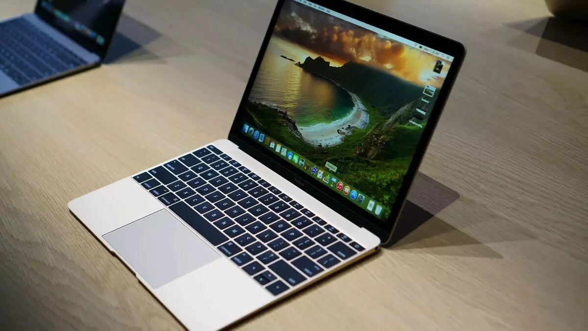 Nabawasan ang mga benta ng MacBook. Apple, kailangan namin ng bago! 6173_3