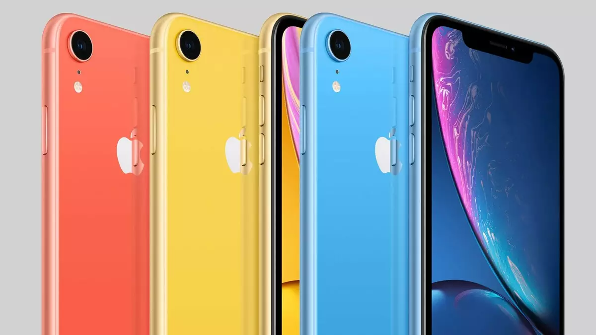 ئالما iPhone XR نى كۆرسەتتى 6332_0