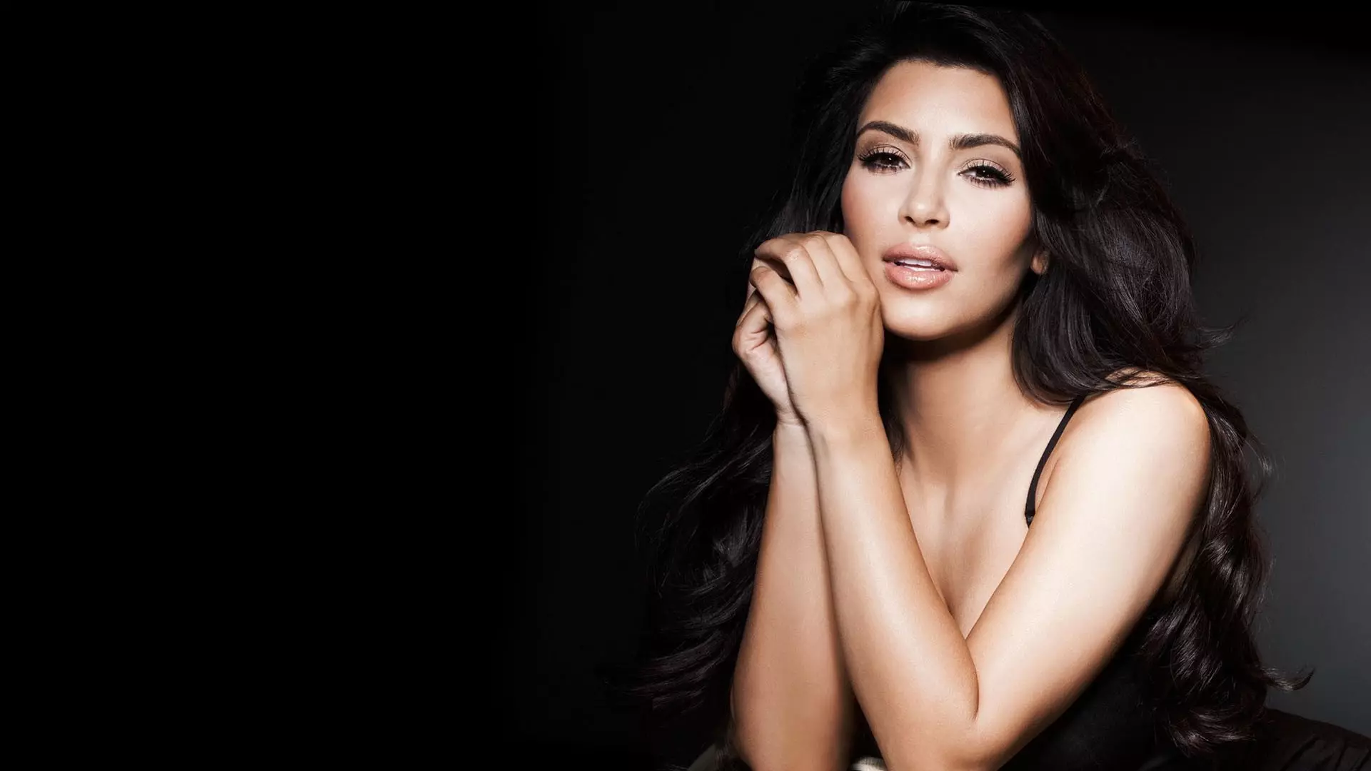 Izwi idzva mukurapa: Vanachiremba vakarambidzwa Kim Kardashian kuti uzviite wega 6366_0