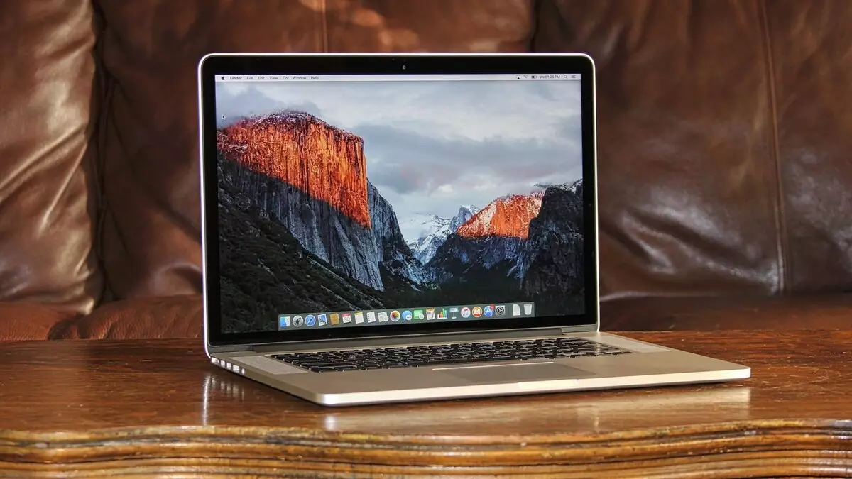 Ние каже как смяна на стария MacBook работи върху нова техника на Apple в 