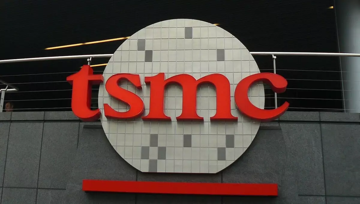 Paske nan viris TSMC sispann pwodiksyon an. Konpayi sa a fè processeurs A12 pou Apple 6537_0