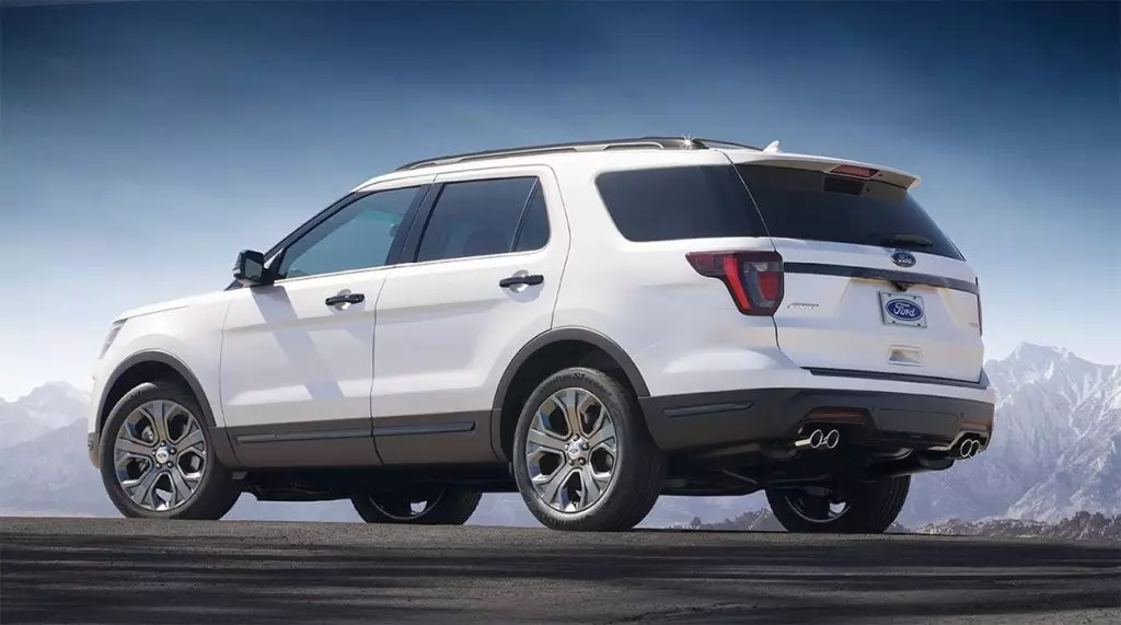 Nyochaa Ford Explorer: Eziokwu a na-atụghị anya ya 6541_6