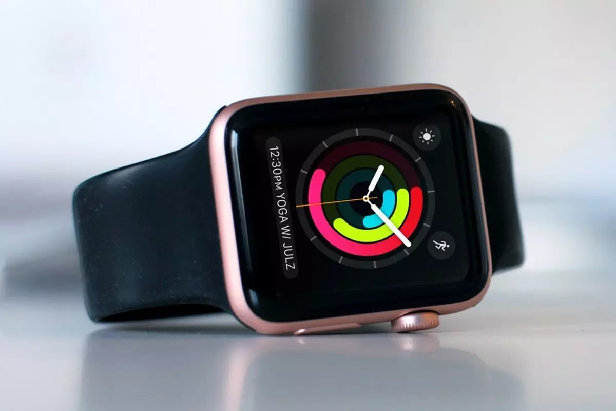 Apple Watch kan die invoerbelasting in die Verenigde State verduur. Maar net die eerste weergawe 6625_0