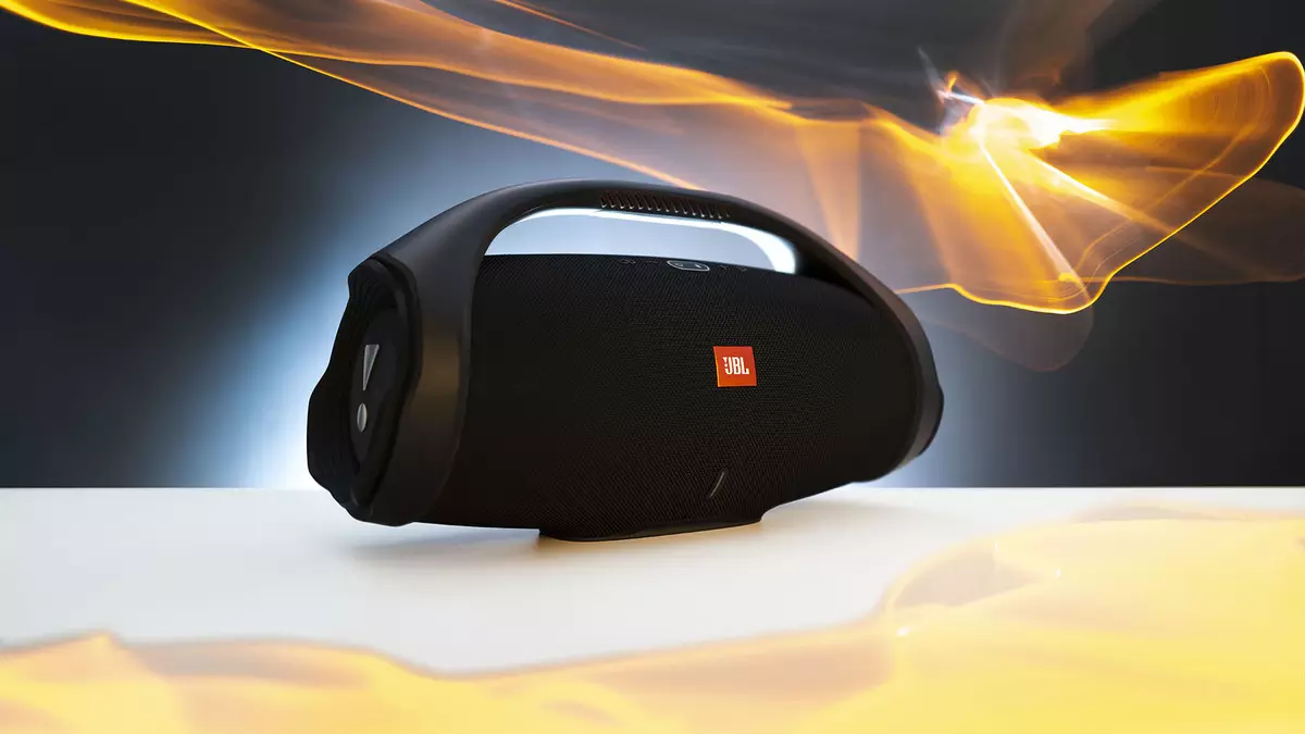 Преглед на аудио системата JBL BOOMBOX 2