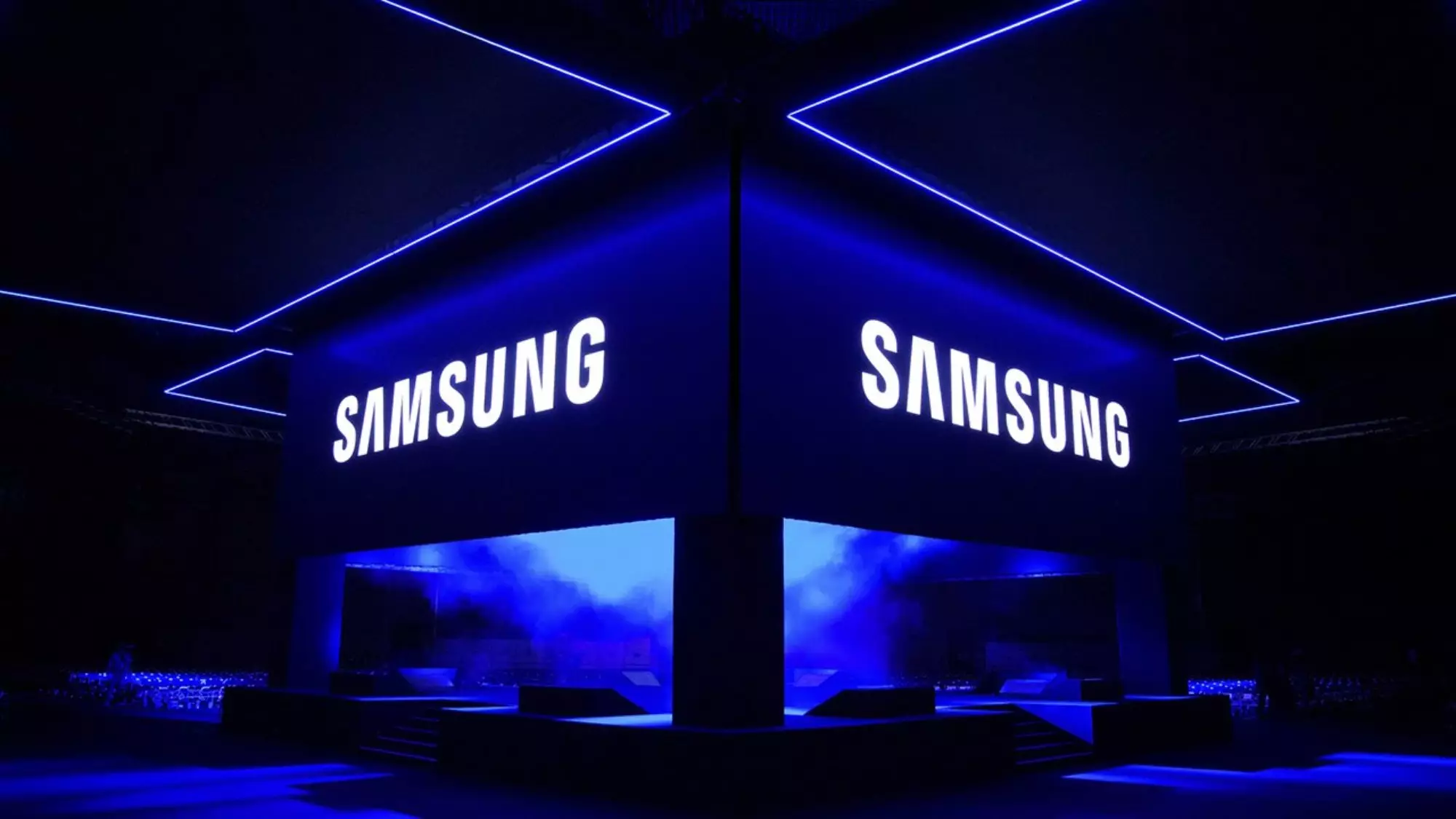 Pendengaran: Samsung akan menunjukkan telefon pintar yang fleksibel pada bulan Januari 6714_0