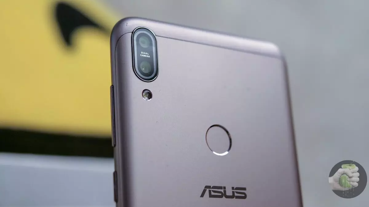 Visión xeral Asus Zenfone Max Pro (M1): Heroe medio 6727_7