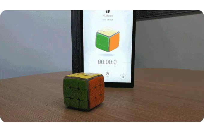 Річ дня: «розумний» Кубик Рубика 6857_2