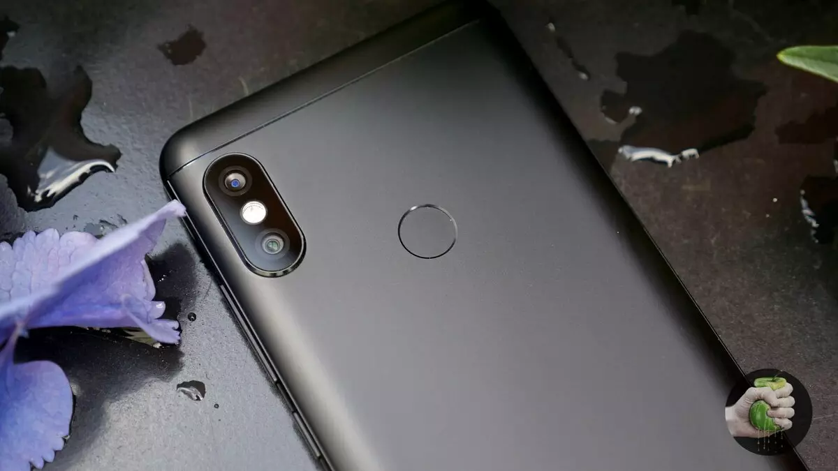 Xiaomi Redmi Note 5 Ukubuyekezwa: Okuhle ekilasini 6898_11