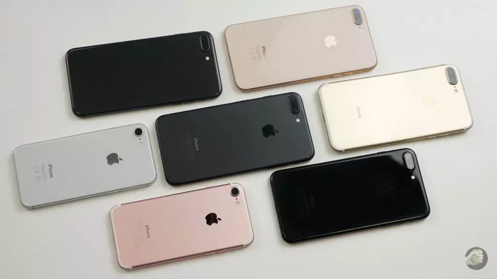 iPhone 8 կամ iPhone 7 - Ինչն է ավելի լավ ընտրել: 6920_2