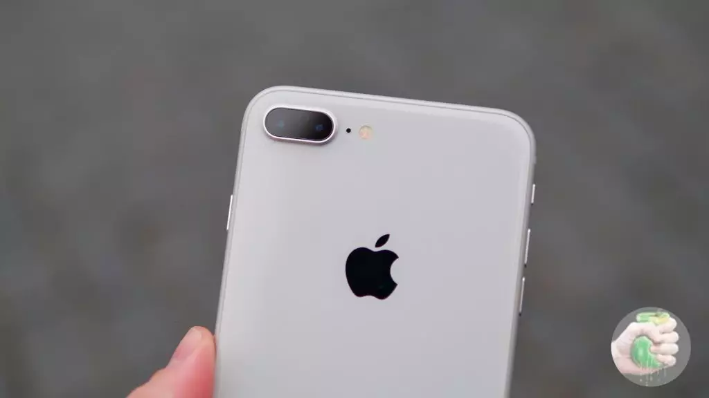 iPhone 8 or iPhone 7 - what is better to choose? 6920_7